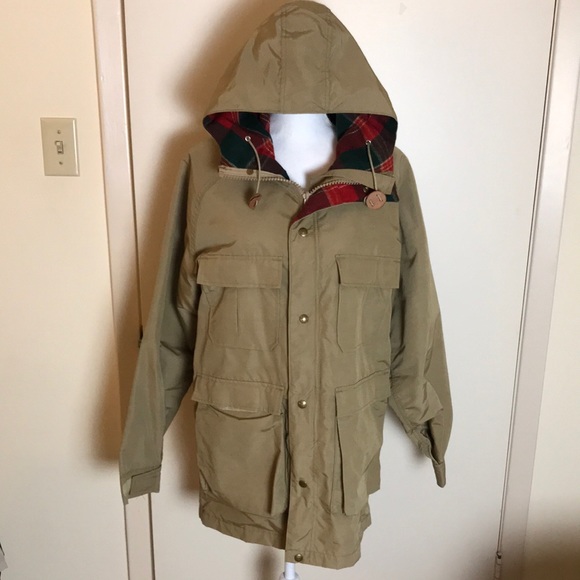 Woolrich | Jackets & Coats | Retro Woolrich Hooded Rain Jacket Tan ...